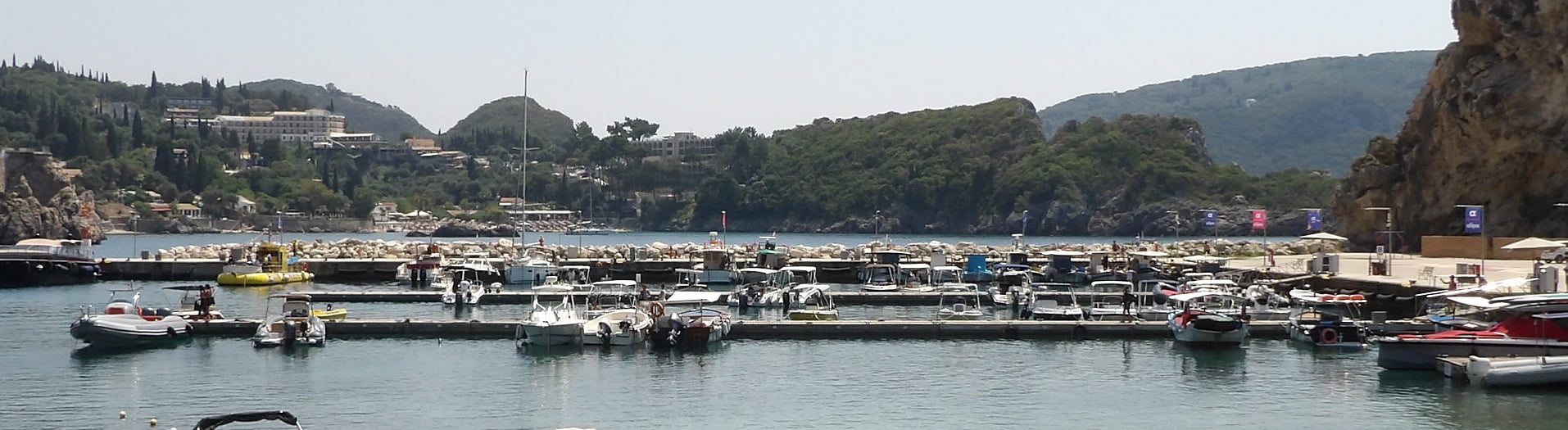 Η Δήμαρχος Κέρκυρας πέταξε τους βαρκάρηδες & τα ημερόπλοια της Αλύπας ...